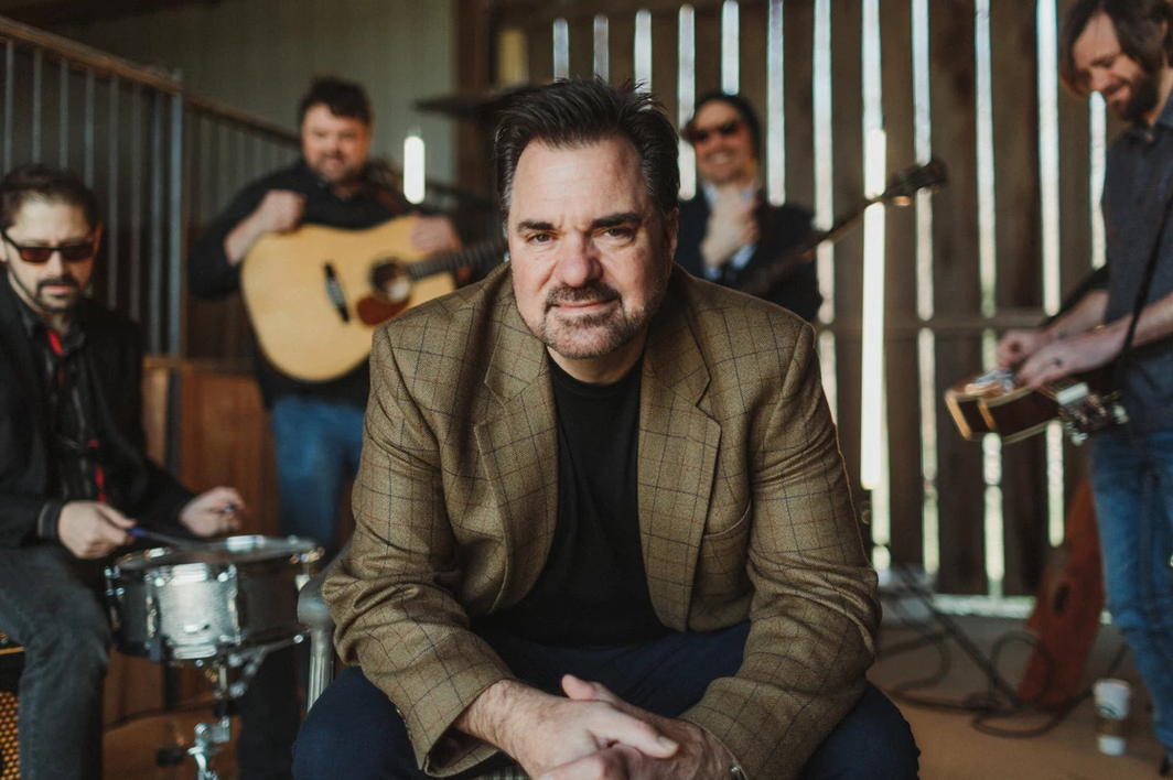 STEVE THOMAS – IndieShark